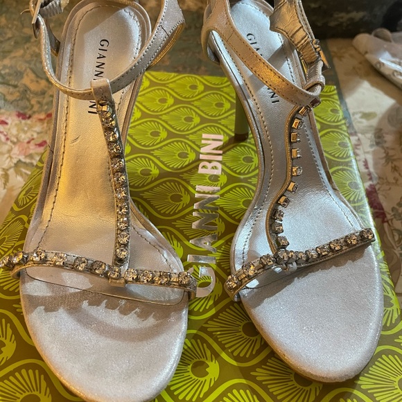 Gianni Bini | Shoes | New Gianni Bini Silver Heels Size 75 These Shoes ...